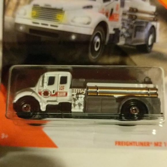 MATCHBOX | Toys | Matchbox Freightliner M2 6 | Poshmark